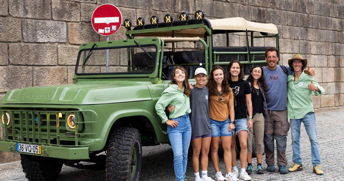 Jelajahi Pusat Sejarah Porto dengan Jeeptour - Klook Indonesia